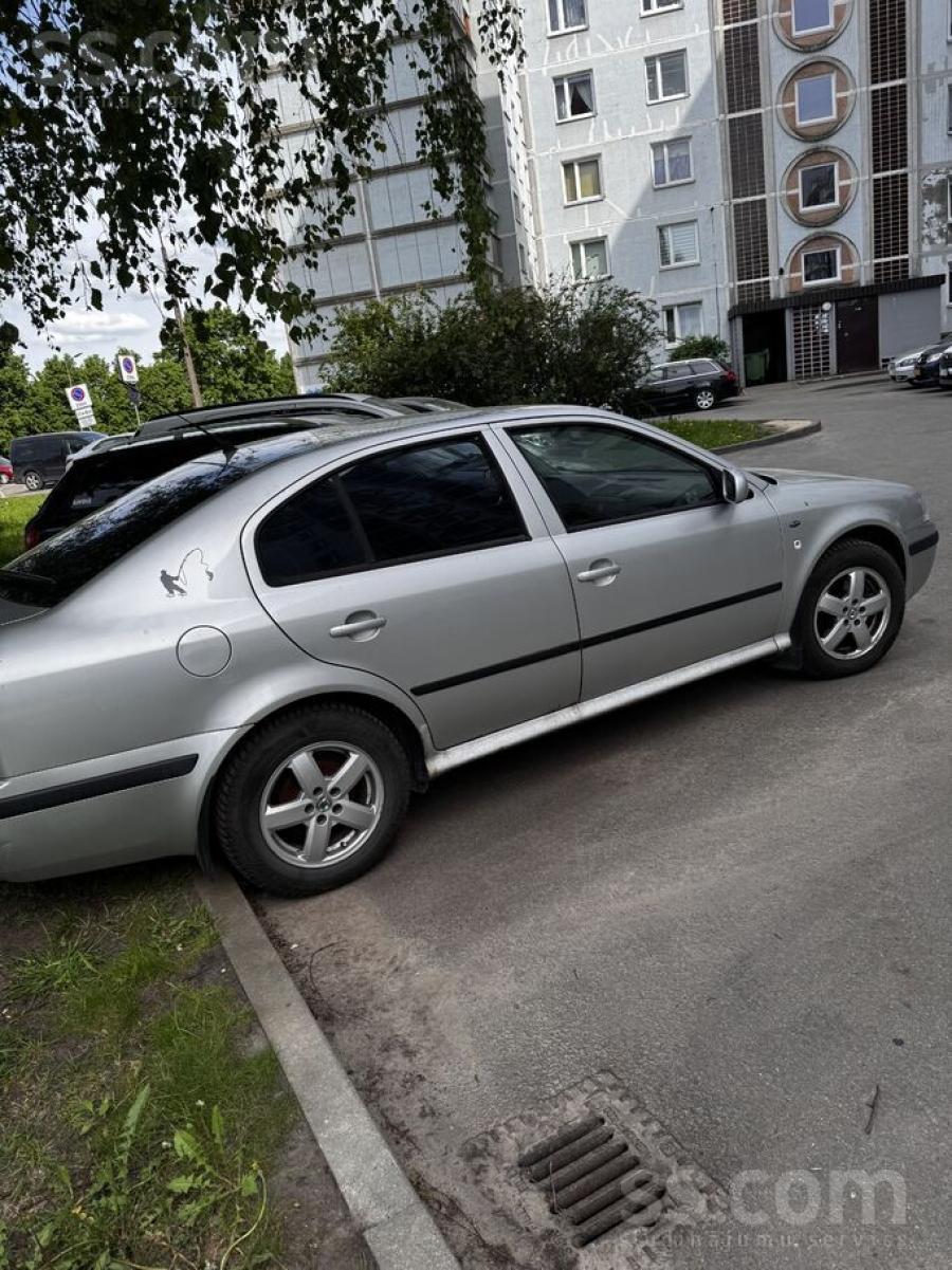 Pelēks Skoda Octavia 2004 Rīga, ar dzinēja tilpumu 1.90 L un nobraukumu 250 tūkst. km par 31650 €, foto 2 vietnē AUTOMOTO.COM.LV