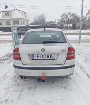 Pelēks Skoda Octavia 2004 Šauļi, ar dzinēja tilpumu 0.00 L un nobraukumu 389 tūkst. km par 550 €, foto 4 vietnē AUTOMOTO.COM.LV