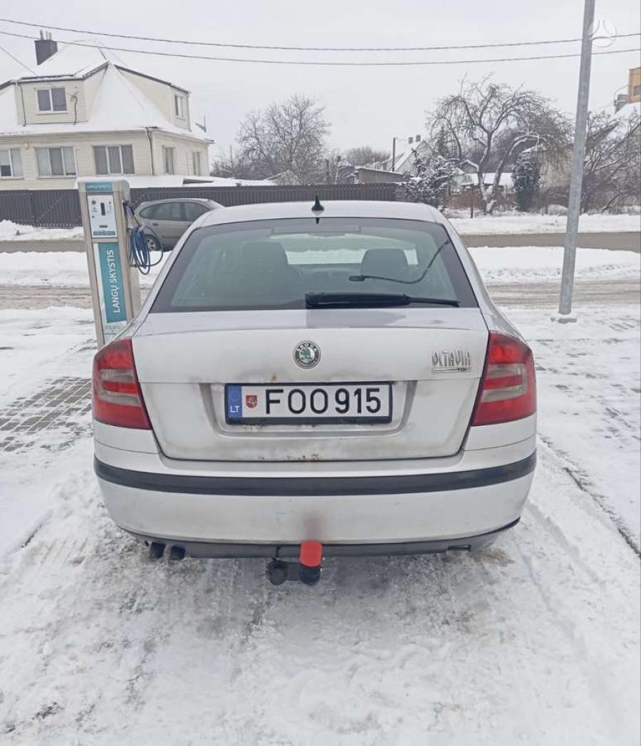 Pelēks Skoda Octavia 2004 Šauļi, ar dzinēja tilpumu 0.00 L un nobraukumu 389 tūkst. km par 550 €, foto 4 vietnē AUTOMOTO.COM.LV