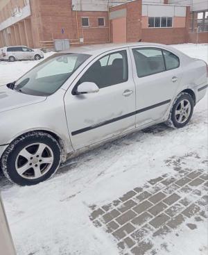 Pelēks Skoda Octavia 2004 Šauļi, ar dzinēja tilpumu 0.00 L un nobraukumu 389 tūkst. km par 550 €, foto 6 vietnē AUTOMOTO.COM.LV