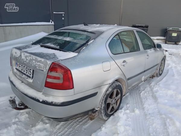 Pelēks Skoda Octavia 2004 Šauļi, ar dzinēja tilpumu 1.90 L un nobraukumu 389 tūkst. km par 750 €, foto 6 vietnē AUTOMOTO.COM.LV