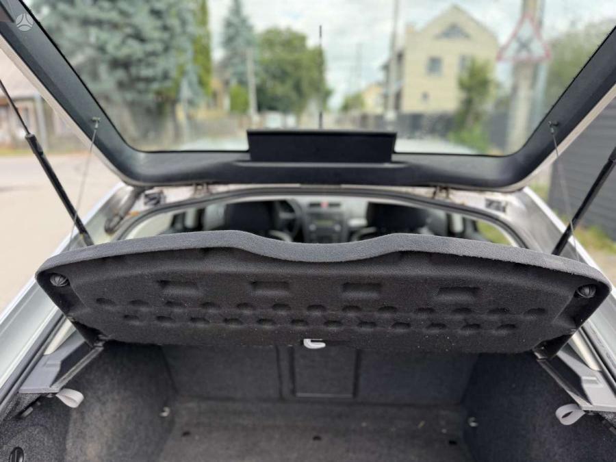 Pelēks Skoda Octavia 2004 Kauņa, ar dzinēja tilpumu 1.90 L un nobraukumu 342 tūkst. km par 1590 €, foto 10 vietnē AUTOMOTO.COM.LV