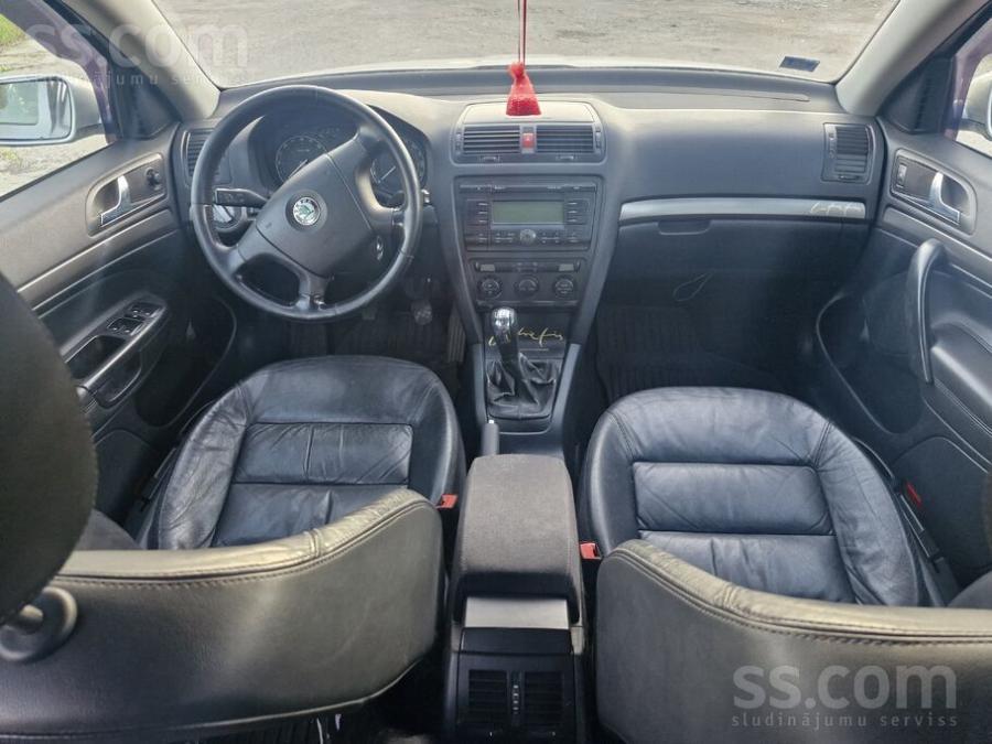 Серый Шкода Октавия 2005 в Огре, объемом двигателя 1.90 л и пробегом 410 тыс. км за 800 €, фото 4 на AUTOMOTO.COM.LV