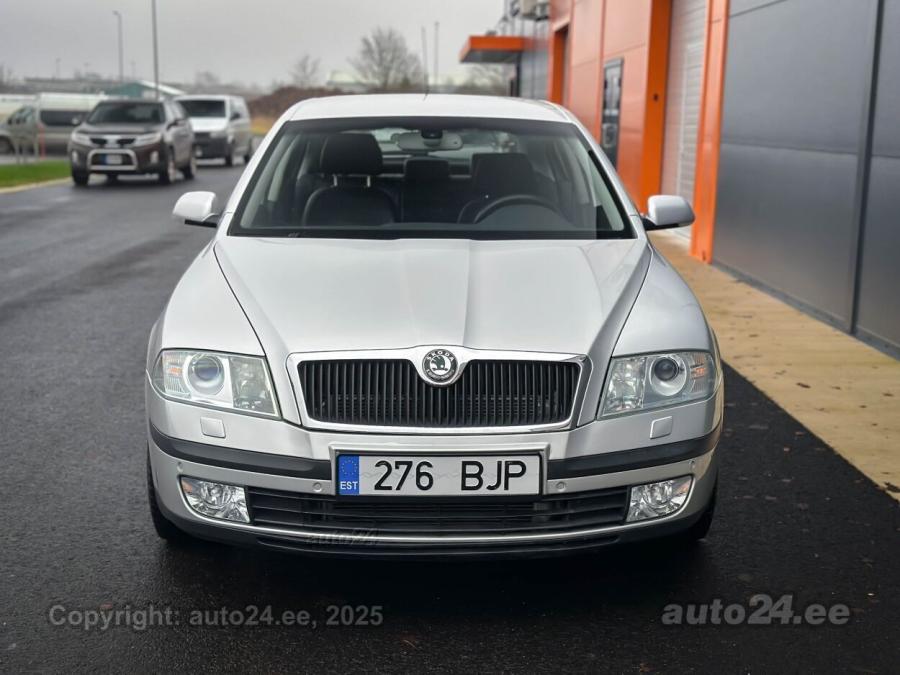 Grey Skoda Octavia 2005 in Kuressaare, with an engine capacity of 1.90 L and mileage of 167 thousand km for 4490 €, photo 7 on AUTOMOTO.COM.LV