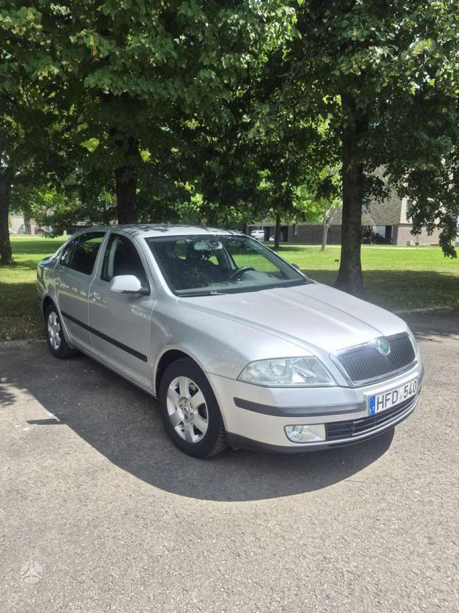 Pelēks Skoda Octavia 2005 Kauņa, ar dzinēja tilpumu 1.90 L un nobraukumu 336 tūkst. km par 1800 €, foto 1 vietnē AUTOMOTO.COM.LV