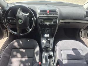 Pelēks Skoda Octavia 2005 Kauņa, ar dzinēja tilpumu 1.90 L un nobraukumu 336 tūkst. km par 1800 €, foto 10 vietnē AUTOMOTO.COM.LV