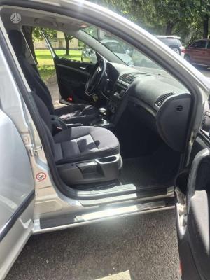Pelēks Skoda Octavia 2005 Kauņa, ar dzinēja tilpumu 1.90 L un nobraukumu 336 tūkst. km par 1800 €, foto 15 vietnē AUTOMOTO.COM.LV