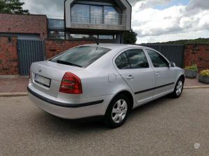 Pelēks Skoda Octavia 2005 Kauņa, ar dzinēja tilpumu 1.90 L un nobraukumu 333 tūkst. km par 2499 €, foto 3 vietnē AUTOMOTO.COM.LV