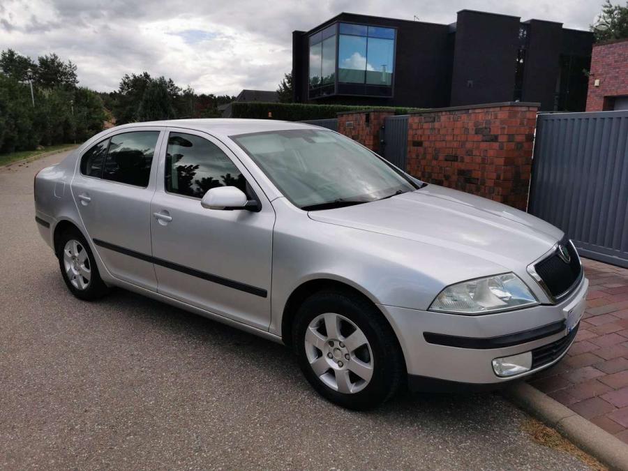 Pelēks Skoda Octavia 2005 Kauņa, ar dzinēja tilpumu 1.90 L un nobraukumu 333 tūkst. km par 2499 €, foto 7 vietnē AUTOMOTO.COM.LV