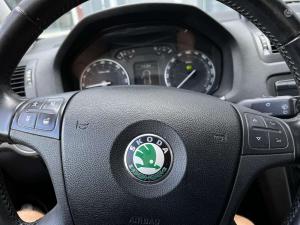 Pelēks Skoda Octavia 2005 Kauņa, ar dzinēja tilpumu 1.90 L un nobraukumu 333 tūkst. km par 2499 €, foto 10 vietnē AUTOMOTO.COM.LV
