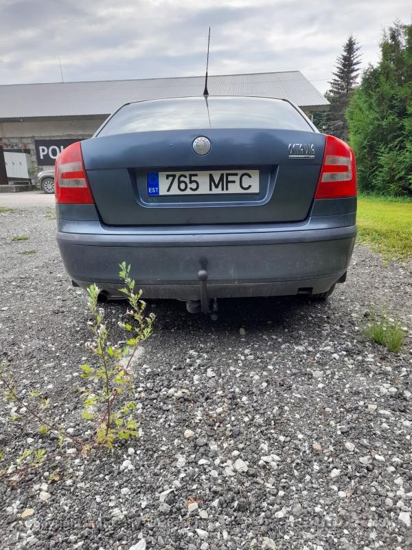 Grey Skoda Octavia 2005 in Tallinn, with an engine capacity of 1.60 L and mileage of 340 thousand km for 1499 €, photo 4 on AUTOMOTO.COM.LV