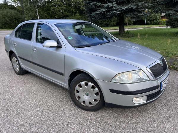 Серый Шкода Октавия 2005 в Вильнюс, объемом двигателя 1.60 л и пробегом 159 тыс. км за 850 €, фото 1 на AUTOMOTO.COM.LV