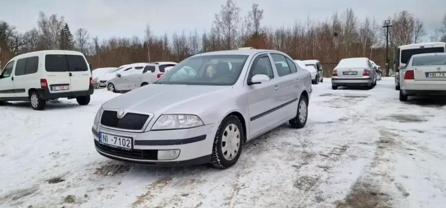 Pelēks Skoda Octavia 2006 Valmiera, ar dzinēja tilpumu 1.90 L un nobraukumu 580 tūkst. km par 970 €, foto 8 vietnē AUTOMOTO.COM.LV