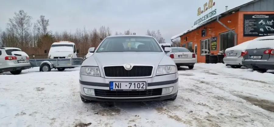 Pelēks Skoda Octavia 2006 Valmiera, ar dzinēja tilpumu 1.90 L un nobraukumu 580 tūkst. km par 970 €, foto 9 vietnē AUTOMOTO.COM.LV