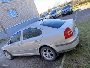Grey Skoda Octavia 2006 in Narva, with an engine capacity of 1.90 L and mileage of 318 thousand km for 1500 €, photo 8 on AUTOMOTO.COM.LV
