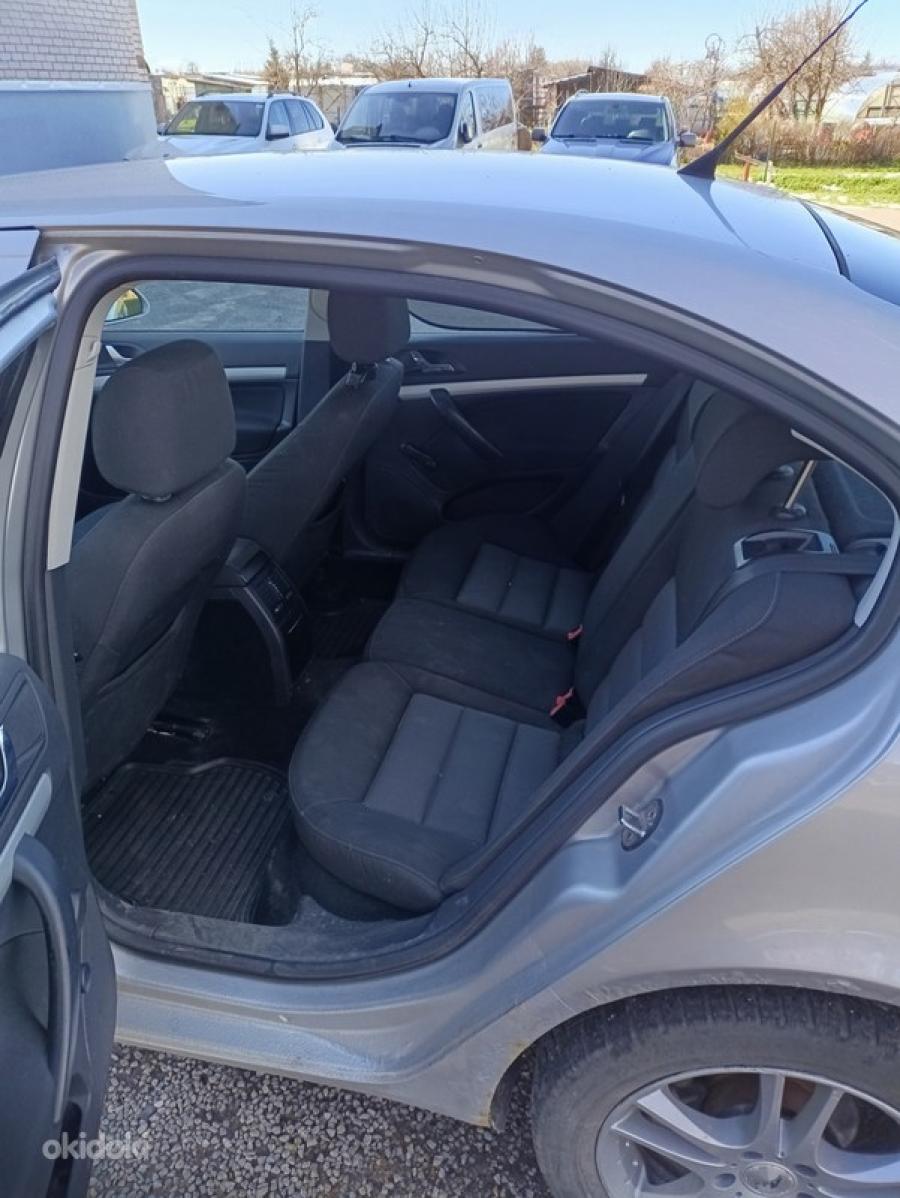 Grey Skoda Octavia 2006 in Narva, with an engine capacity of 1.90 L and mileage of 318 thousand km for 1500 €, photo 11 on AUTOMOTO.COM.LV
