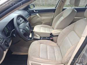 Grey Skoda Octavia 2006 in Tukums, with an engine capacity of 2.00 L and mileage of 368 thousand km for 1990 €, photo 11 on AUTOMOTO.COM.LV