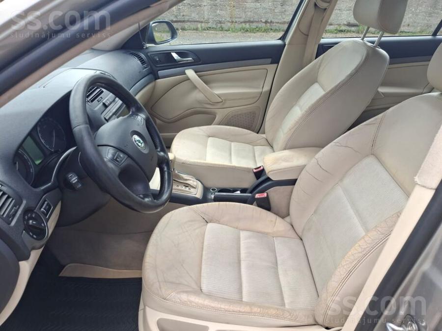 Grey Skoda Octavia 2006 in Tukums, with an engine capacity of 2.00 L and mileage of 368 thousand km for 1990 €, photo 11 on AUTOMOTO.COM.LV