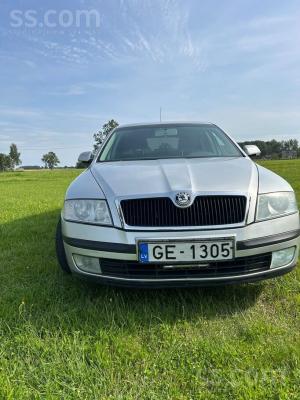 Grey Skoda Octavia 2006 in Riga, with an engine capacity of 1.90 L and mileage of 416 thousand km for 1200 €, photo 3 on AUTOMOTO.COM.LV