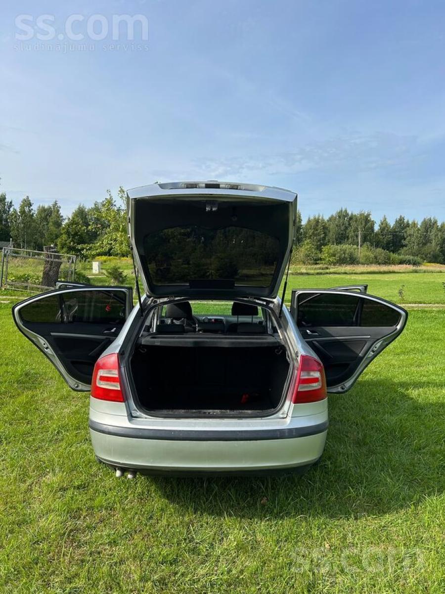 Grey Skoda Octavia 2006 in Riga, with an engine capacity of 1.90 L and mileage of 416 thousand km for 1200 €, photo 12 on AUTOMOTO.COM.LV