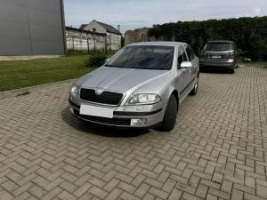 Pelēks Skoda Octavia 2006 Kauņa, ar dzinēja tilpumu 1.60 L un nobraukumu 290 tūkst. km par 1800 €, foto  vietnē AUTOMOTO.COM.LV