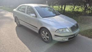 Grey Skoda Octavia 2006 in Panevezys, with an engine capacity of 1.90 L and mileage of 412 thousand km for 1500 €, photo 3 on AUTOMOTO.COM.LV