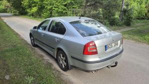 Grey Skoda Octavia 2006 in Panevezys, with an engine capacity of 1.90 L and mileage of 412 thousand km for 1500 €, photo 5 on AUTOMOTO.COM.LV