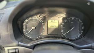 Grey Skoda Octavia 2006 in Panevezys, with an engine capacity of 1.90 L and mileage of 412 thousand km for 1500 €, photo 8 on AUTOMOTO.COM.LV