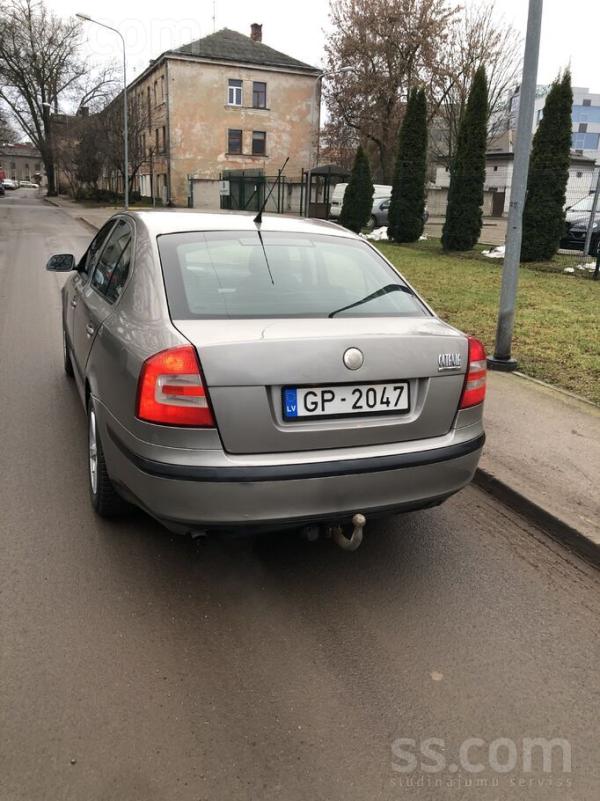 Grey Skoda Octavia 2007 in Riga, with an engine capacity of 1.60 L and mileage of 260 thousand km for 1600 €, photo 8 on AUTOMOTO.COM.LV