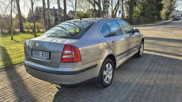 Grey Skoda Octavia 2007 in Kaisiadorys, with an engine capacity of 2.00 L and mileage of 254 thousand km for 1250 €, photo 3 on AUTOMOTO.COM.LV
