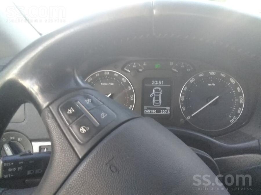 Pelēks Skoda Octavia 2007 Rīga, ar dzinēja tilpumu 2.00 L un nobraukumu 265 tūkst. km par 1250 €, foto 5 vietnē AUTOMOTO.COM.LV