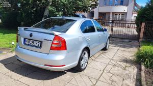 Grey Skoda Octavia 2007 in Siauliai, with an engine capacity of 2.00 L and mileage of 282 thousand km for 1000 €, photo 6 on AUTOMOTO.COM.LV