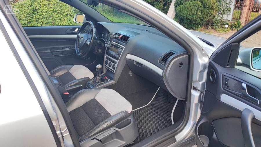 Grey Skoda Octavia 2007 in Siauliai, with an engine capacity of 2.00 L and mileage of 282 thousand km for 1000 €, photo 17 on AUTOMOTO.COM.LV