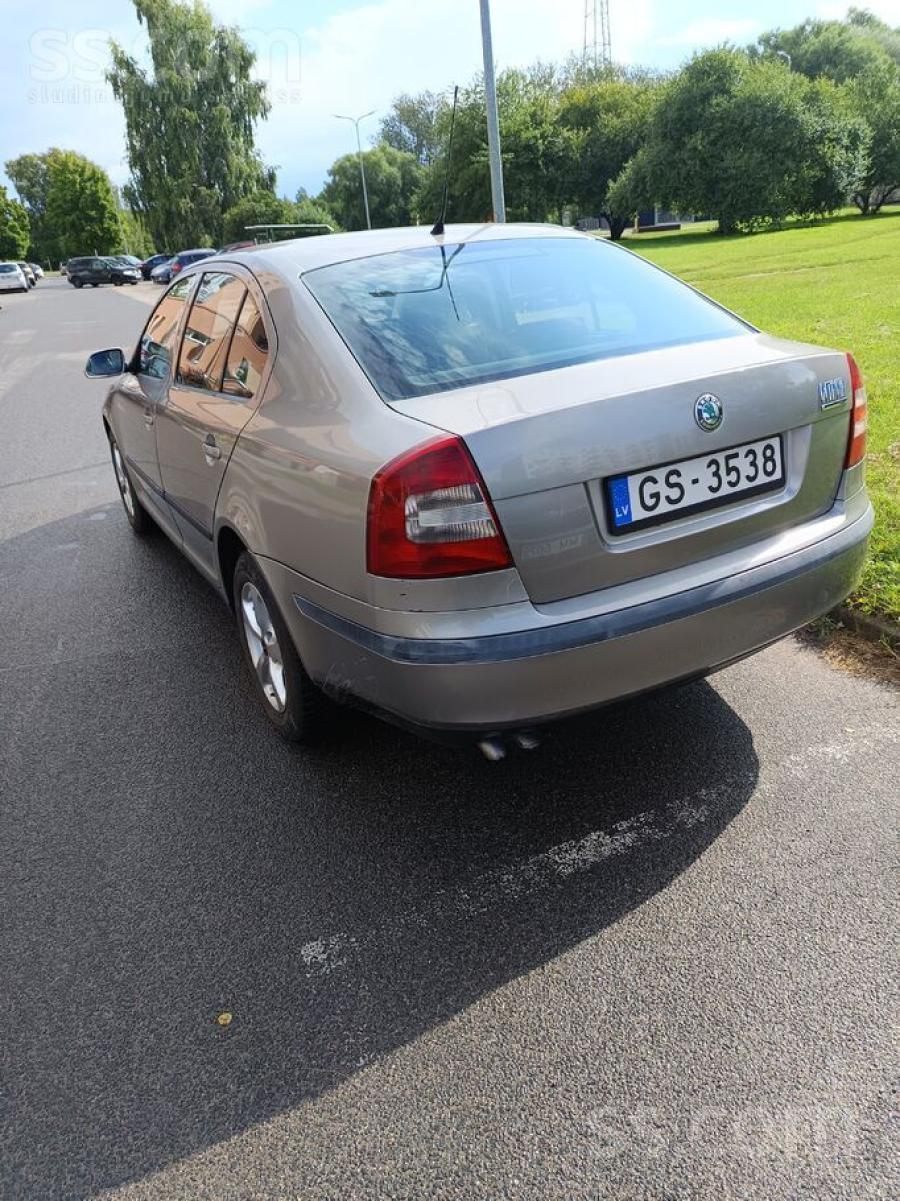 Pelēks Skoda Octavia 2007 Liepāja, ar dzinēja tilpumu 1.90 L un nobraukumu 246 tūkst. km par 2300 €, foto 4 vietnē AUTOMOTO.COM.LV