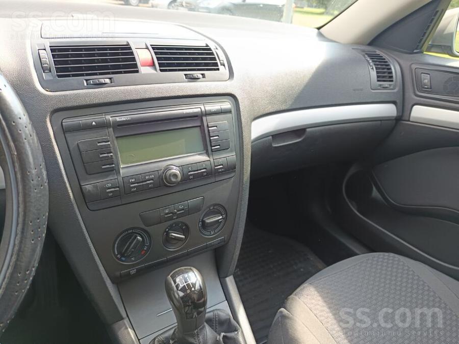 Pelēks Skoda Octavia 2007 Liepāja, ar dzinēja tilpumu 1.90 L un nobraukumu 246 tūkst. km par 2300 €, foto 9 vietnē AUTOMOTO.COM.LV