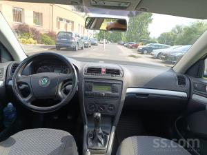 Pelēks Skoda Octavia 2007 Liepāja, ar dzinēja tilpumu 1.90 L un nobraukumu 246 tūkst. km par 2300 €, foto 13 vietnē AUTOMOTO.COM.LV