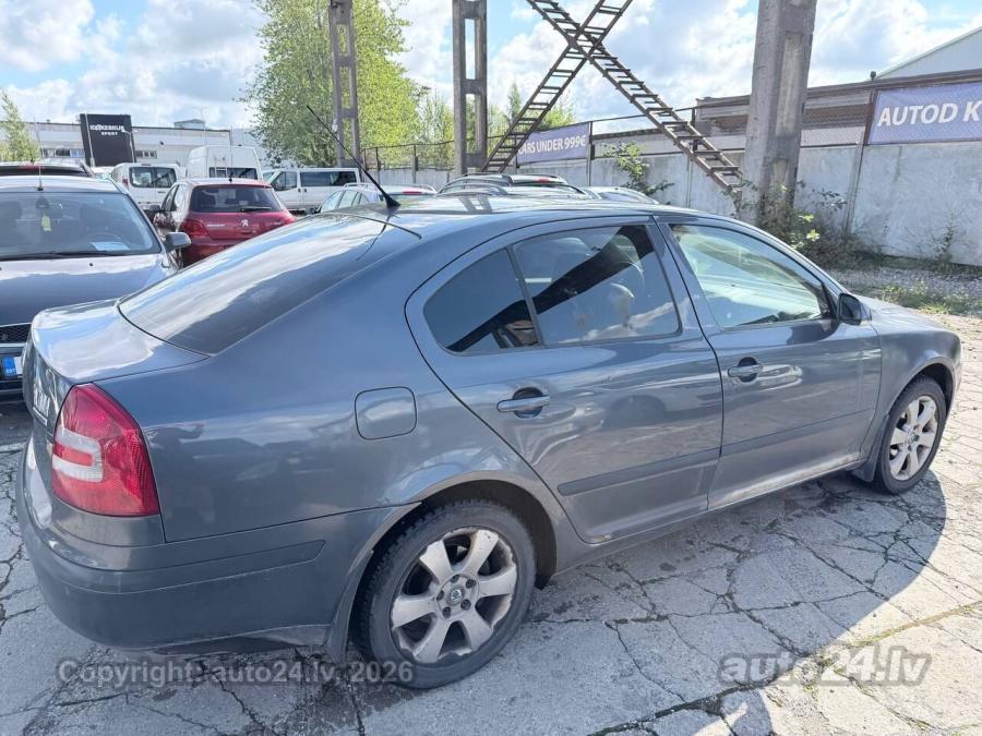 Grey Skoda Octavia 2007 in Tallinn, with an engine capacity of 2.00 L and mileage of 363 thousand km for 899 €, photo 4 on AUTOMOTO.COM.LV