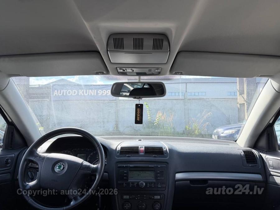 Grey Skoda Octavia 2007 in Tallinn, with an engine capacity of 2.00 L and mileage of 363 thousand km for 899 €, photo 6 on AUTOMOTO.COM.LV
