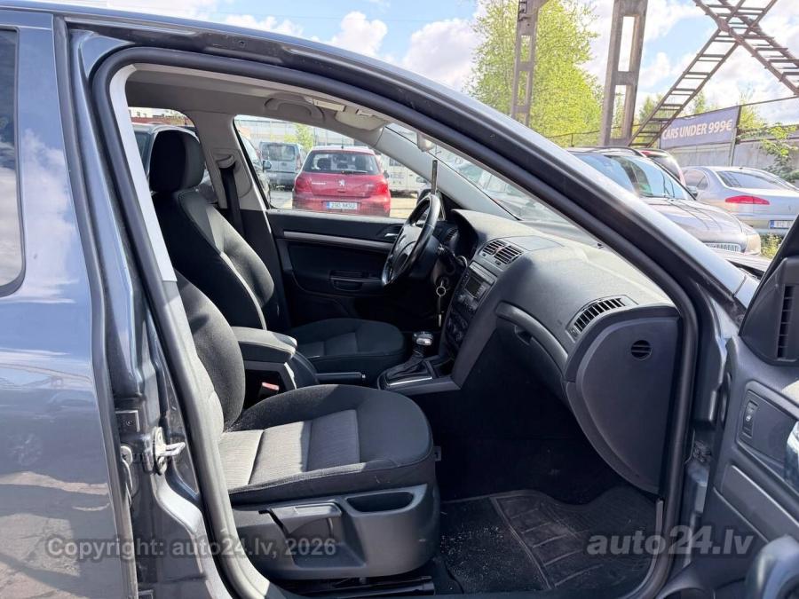 Grey Skoda Octavia 2007 in Tallinn, with an engine capacity of 2.00 L and mileage of 363 thousand km for 899 €, photo 7 on AUTOMOTO.COM.LV