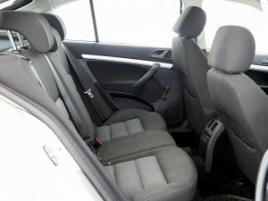 Grey Skoda Octavia 2007 in Tallinn, with an engine capacity of 1.60 L and mileage of 189 thousand km for 999 €, photo 15 on AUTOMOTO.COM.LV