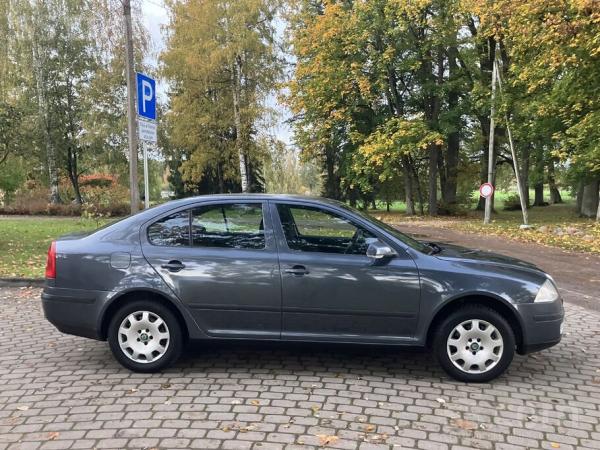 Grey Skoda Octavia 2007 in Jelgava, with an engine capacity of 1.90 L and mileage of 309 thousand km for 1490 €, photo 9 on AUTOMOTO.COM.LV