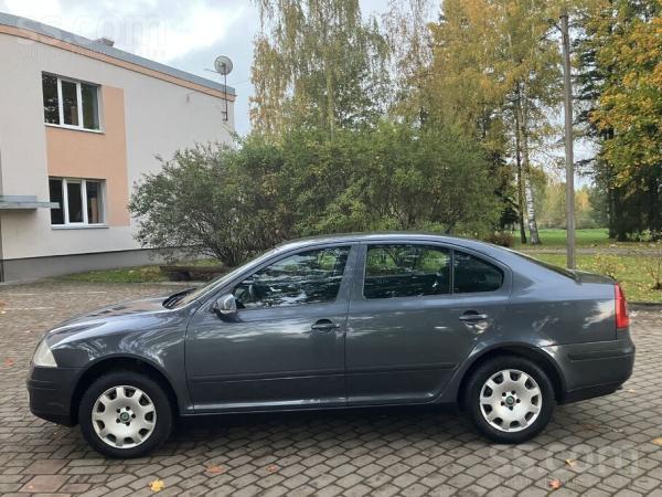 Grey Skoda Octavia 2007 in Jelgava, with an engine capacity of 1.90 L and mileage of 309 thousand km for 1490 €, photo 11 on AUTOMOTO.COM.LV