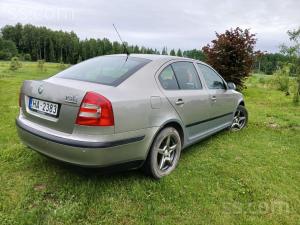 Pelēks Skoda Octavia 2008 Gulbene, ar dzinēja tilpumu 1.90 L un nobraukumu 141 tūkst. km par 3100 €, foto 9 vietnē AUTOMOTO.COM.LV