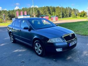Pelēks Skoda Octavia 2008 Narva, ar dzinēja tilpumu 1.60 L un nobraukumu 290 tūkst. km par 990 €, foto 9 vietnē AUTOMOTO.COM.LV