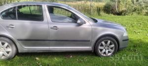 Grey Skoda Octavia 2008 in Ogre, with an engine capacity of 1.90 L and mileage of 225 thousand km for 800 €, photo 5 on AUTOMOTO.COM.LV