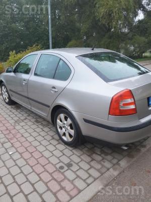 Pelēks Skoda Octavia 2008 Rēzekne, ar dzinēja tilpumu 2.00 L un nobraukumu 238 tūkst. km par 1050 €, foto 7 vietnē AUTOMOTO.COM.LV