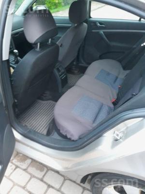 Pelēks Skoda Octavia 2008 Rēzekne, ar dzinēja tilpumu 2.00 L un nobraukumu 238 tūkst. km par 1050 €, foto 8 vietnē AUTOMOTO.COM.LV