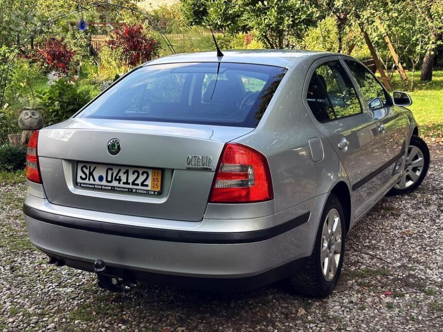 Pelēks Skoda Octavia 2008 Rīga, ar dzinēja tilpumu 1.90 L un nobraukumu 350 tūkst. km par 3300 €, foto 8 vietnē AUTOMOTO.COM.LV