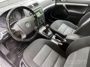 Pelēks Skoda Octavia 2008 Rīga, ar dzinēja tilpumu 1.90 L un nobraukumu 350 tūkst. km par 3300 €, foto 11 vietnē AUTOMOTO.COM.LV