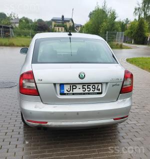 Grey Skoda Octavia 2009 in Riga, with an engine capacity of 2.00 L and mileage of 281 thousand km for 1600 €, photo 2 on AUTOMOTO.COM.LV